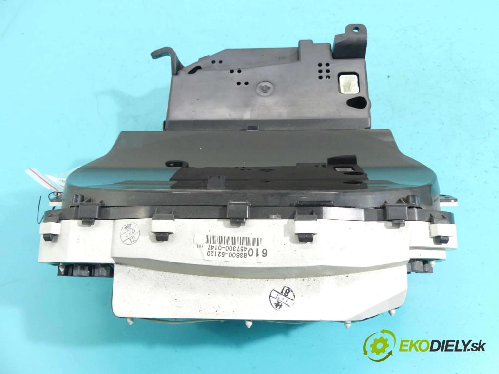 Toyota Yaris I 1999-2005 1.0 vvti 68 hp manual 50 kW 998 cm3 3- Přístrojová deska 83800-52120 ...