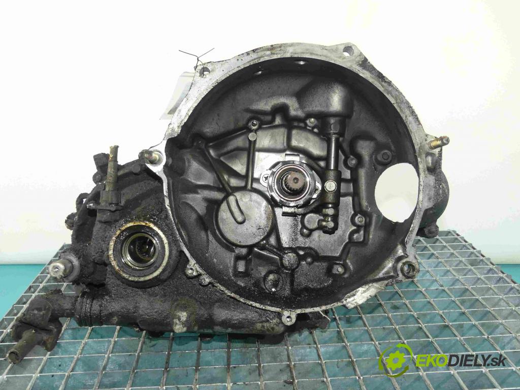 Skoda Favorit 1.3 karburátor: 61 HP manual 45 kW 1298 cm3 5- prevodovka ...