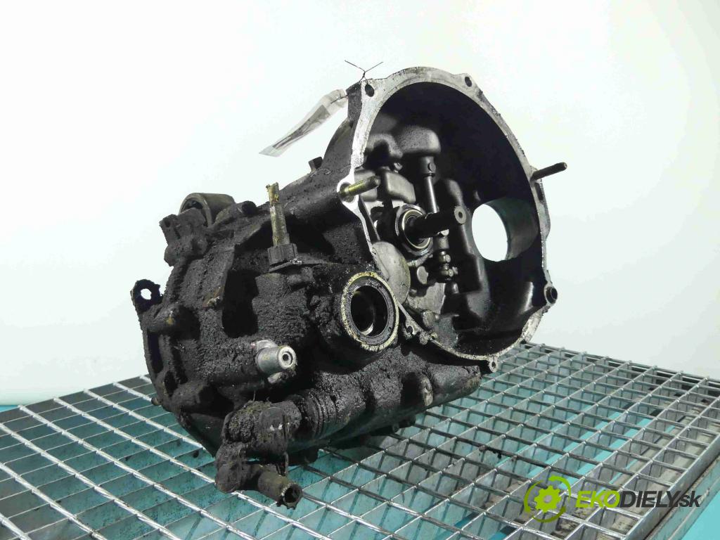 Skoda Favorit 1.3 karburátor: 61 hp manual 45 kW 1298 cm3 5- převodovka ...