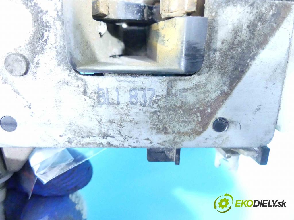 Audi A3 8L 1996-2003 1.9 tdi 110 hp manual 81 kW 1896 cm3 3- zámek ...