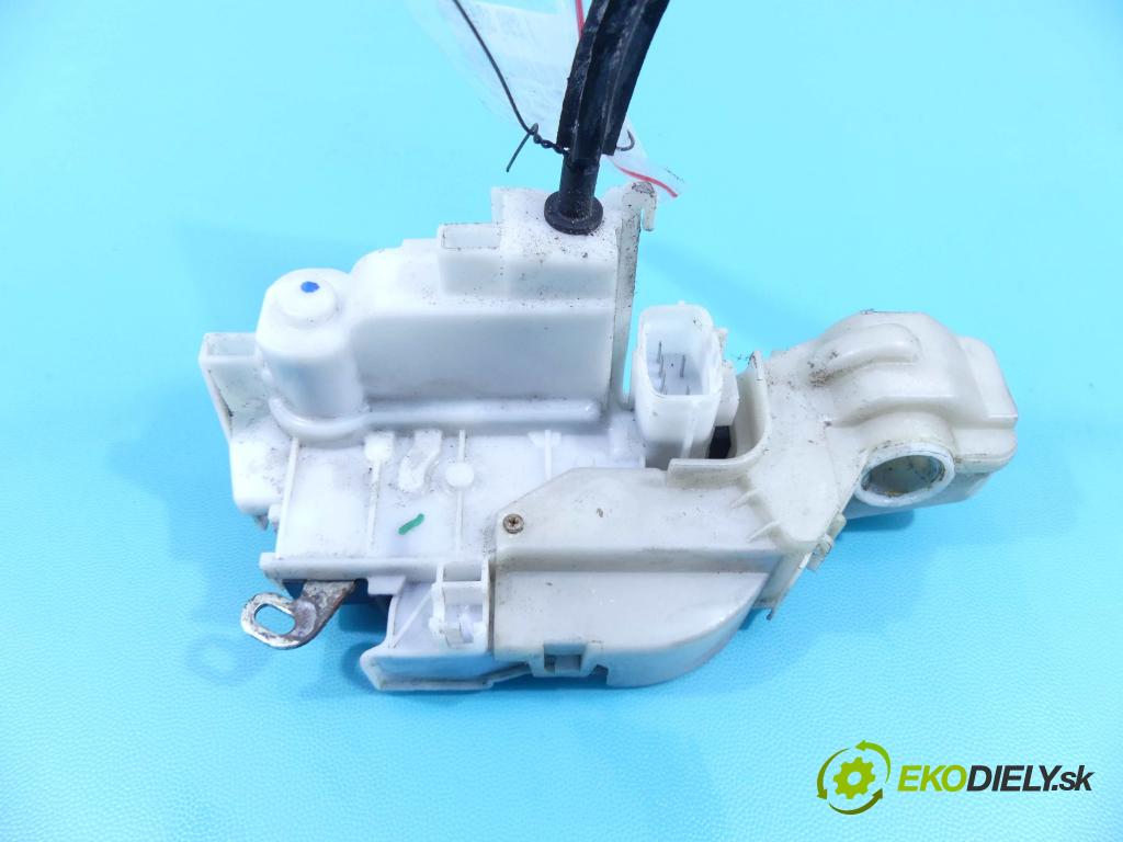 Alfa romeo 159 1.9 jtd 150 hp manual 110 kW 1910 cm3 5- zámek přední ...