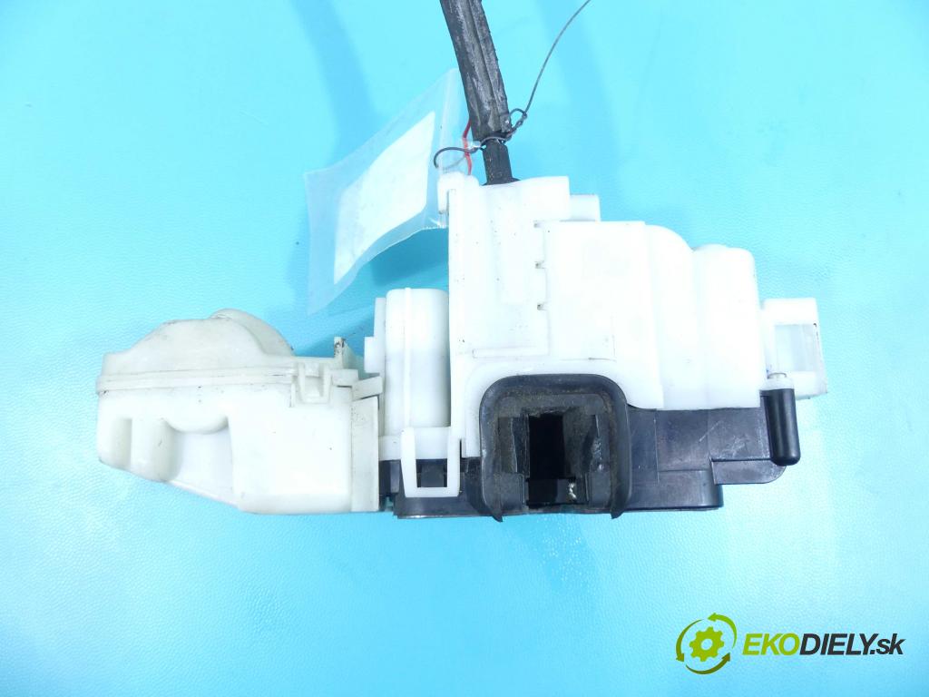 Alfa romeo 159 1.9 jtd 150 hp manual 110 kW 1910 cm3 5- zámek přední ...