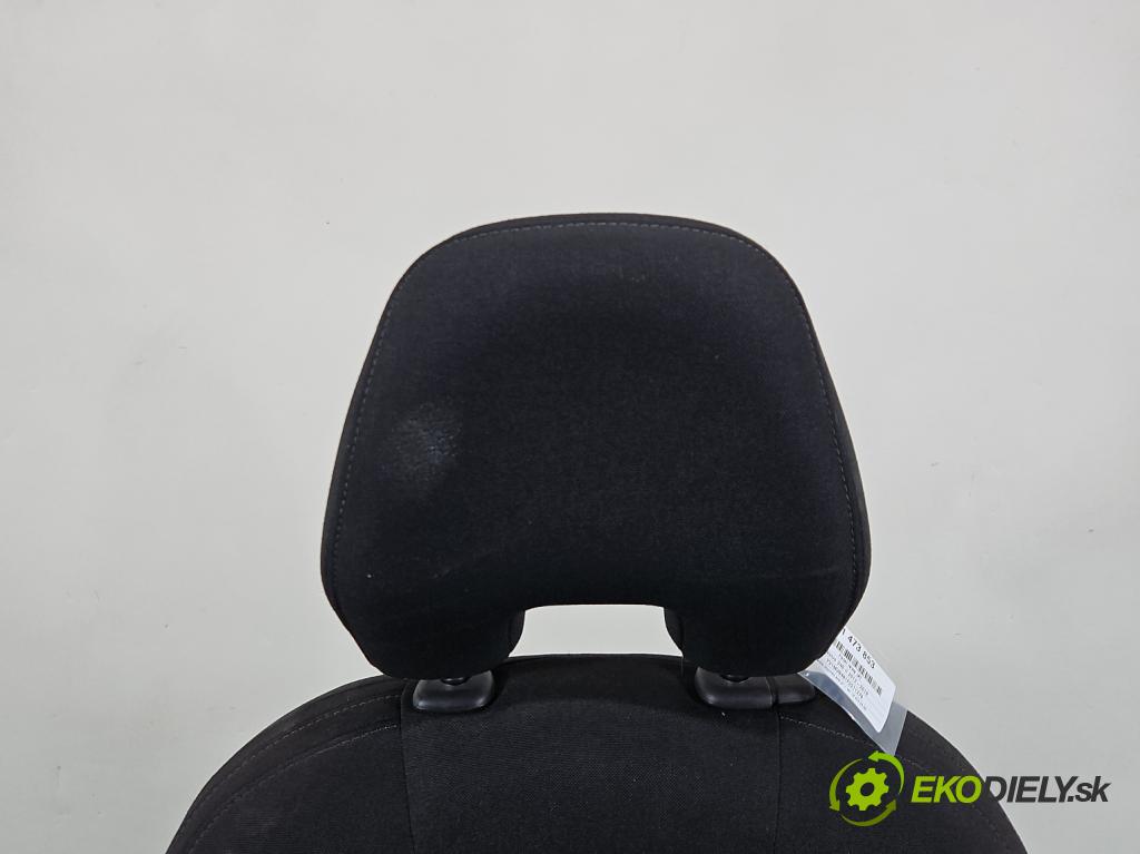 Volvo V40 II 2012-2019 1.6 D2 114 hp manual 84 kW 1560 cm3 5- Sedadlo ...