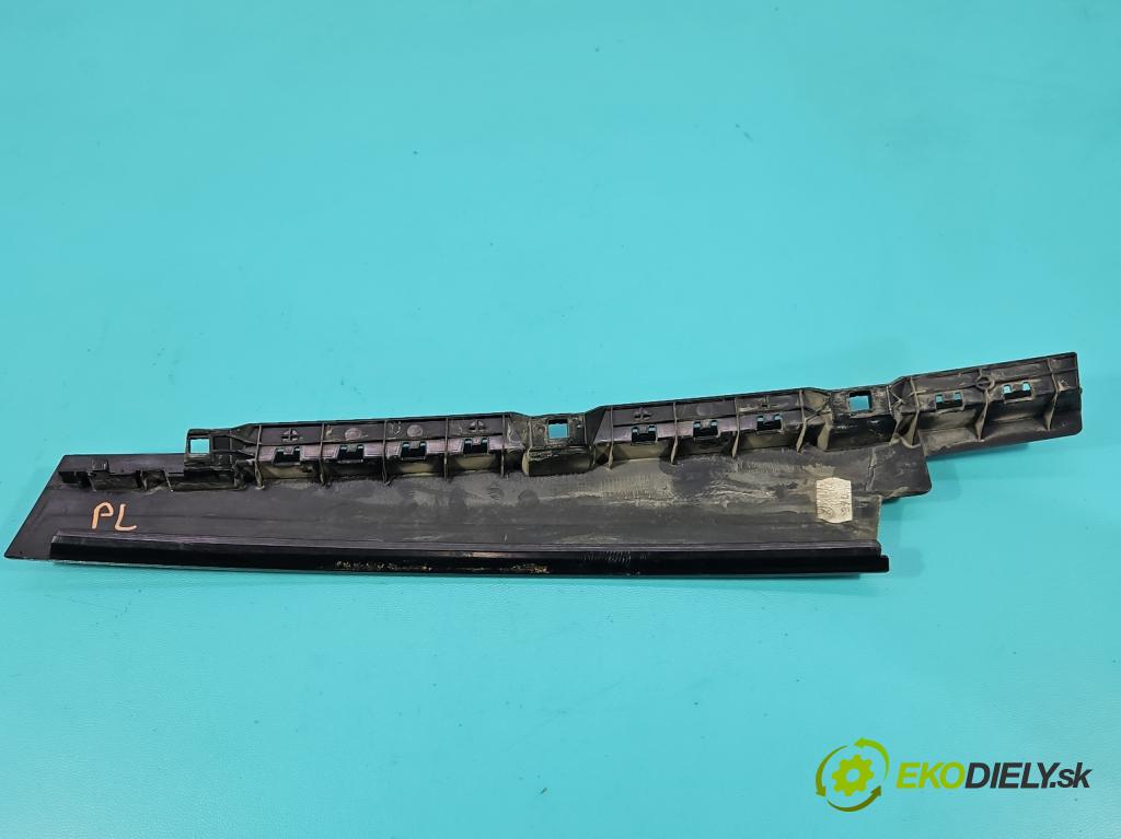 Vw Passat B8 2014 - 1.4 tsi 125 hp manual 92 kW 1395 cm3 4- lišta dveře ...