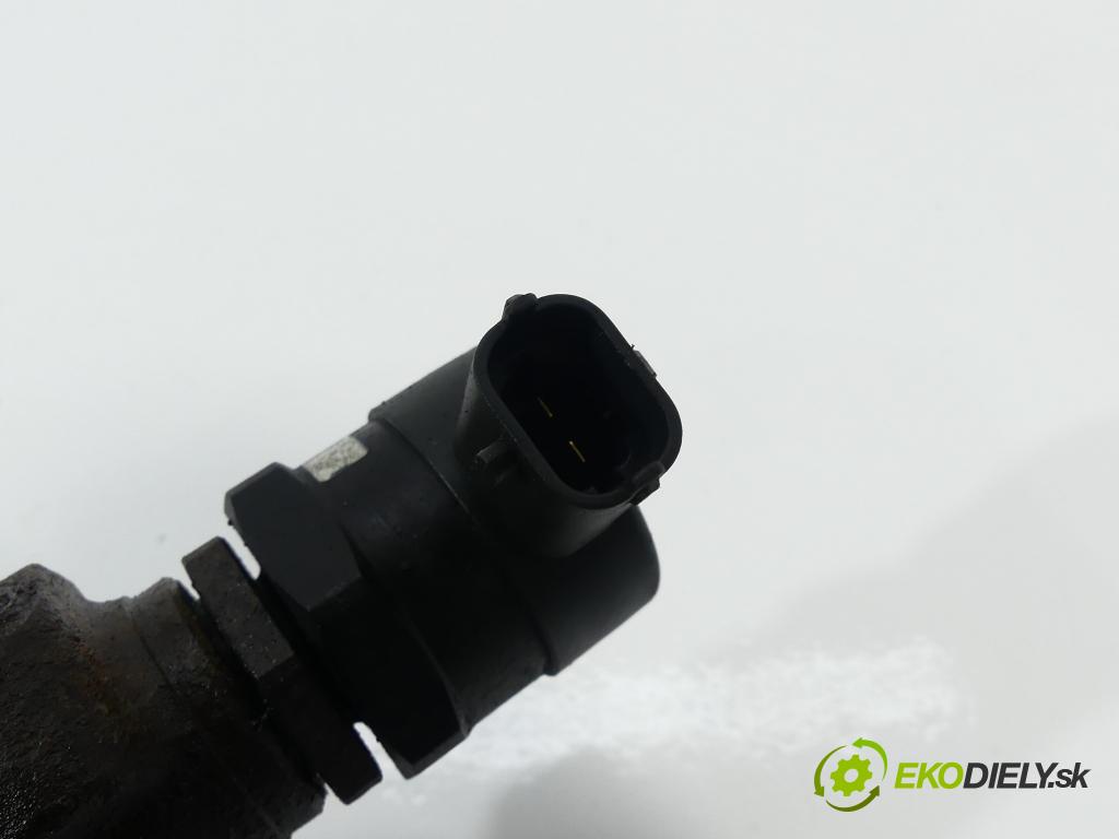 Toyota Yaris II 2005-2011 1.4 D4D 90 HP 66 kW 1400 cm3 Lišta ...