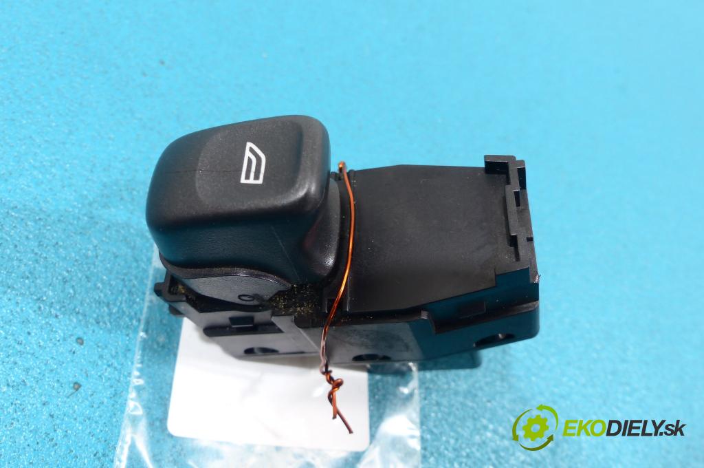 Volvo XC90 I 2002-2014 2.4 d5 163 hp automatic 120 kW 2401 cm3 přepínač ...