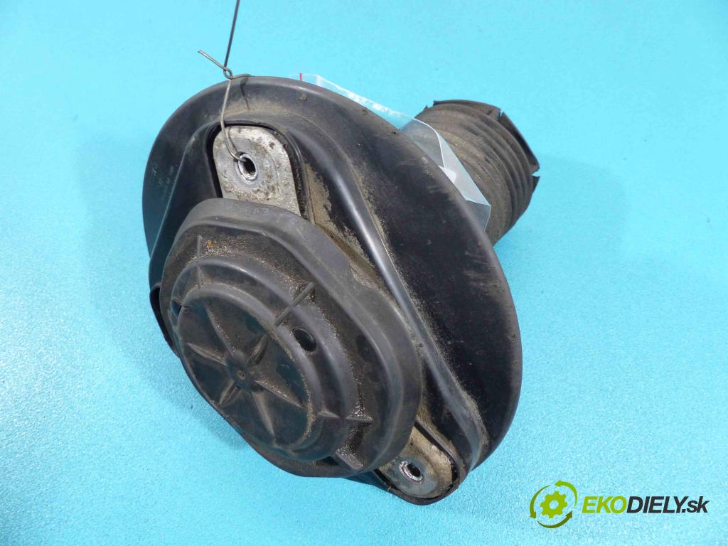 Mercedes E W212 2009-2016 2,2.0 CDI 136hp automatic 100 kW 2143 cm3 ...