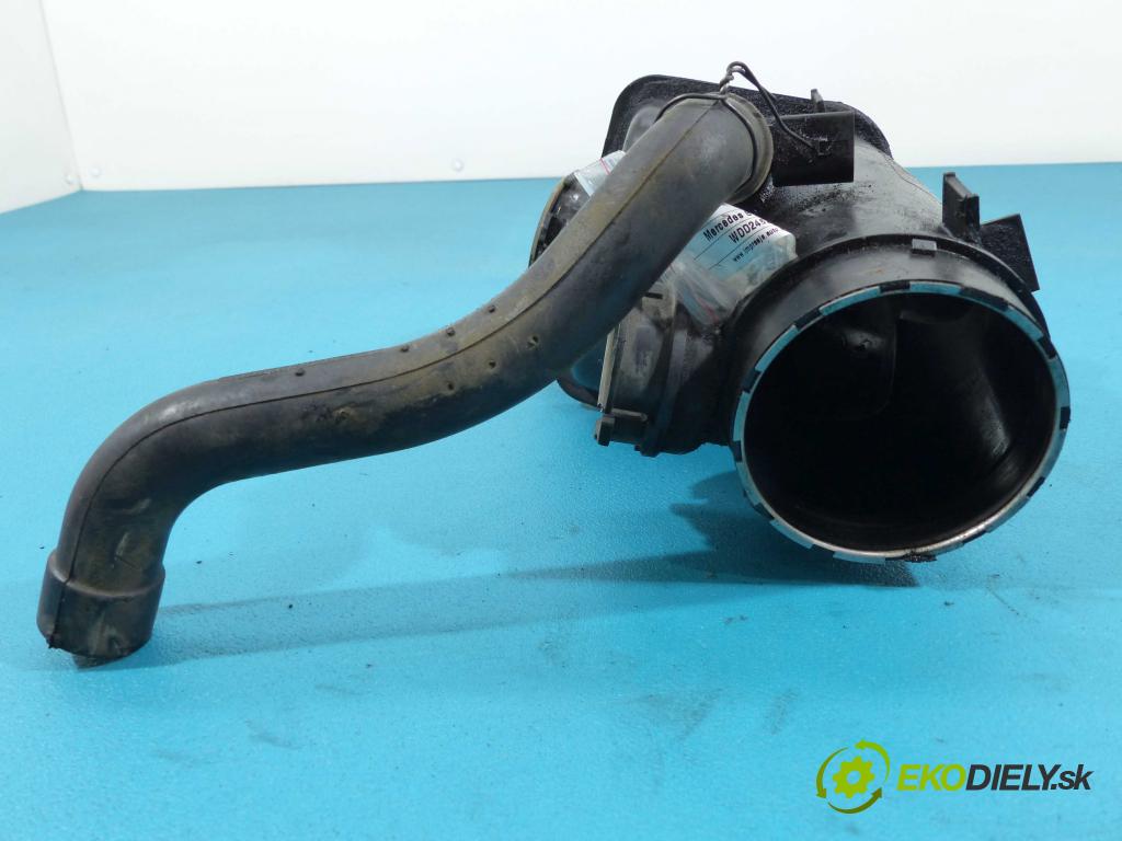 Mercedes B W246 2011-2018 1.8 CDI 136hp automatic 100 kW 1796 cm3 Rúra ...