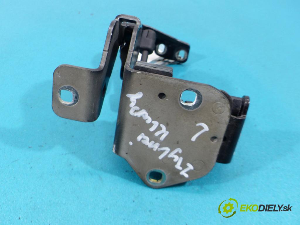 Mercedes E C207/ A207 3.0 CDI 265km automatic 195 kW 2987 cm3 2- Záves ...