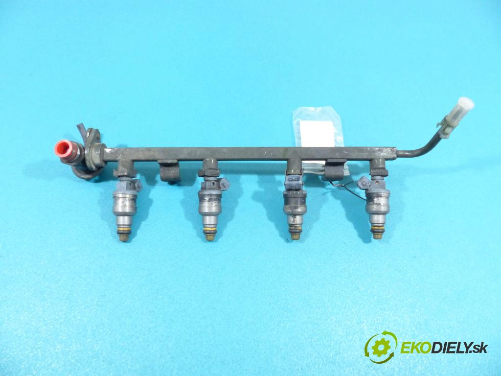 Peugeot 306 1.6 8V - 98 HP automatic 72 kW 1587 cm3 5- vstrekovač ...