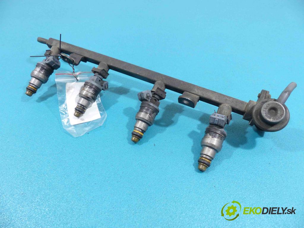 Peugeot 306 1.6 8V - 98 HP automatic 72 kW 1587 cm3 5- vstrekovač ...