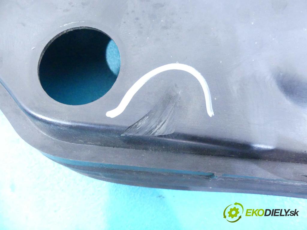 Mercedes S W221 05-13 3.0 cdi 235 HP automatic 173 kW 2987 cm3 4 ...