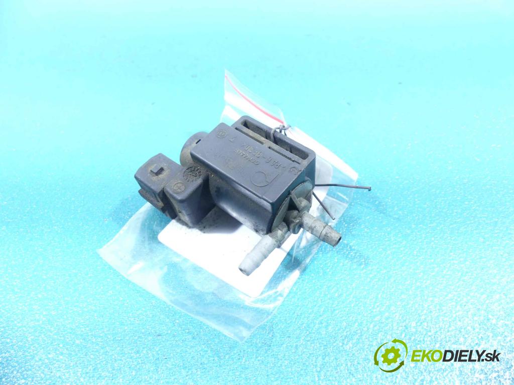 Audi A8 D3 2002-2009 4.2 V8 334KM automatic 246 kW 4172 cm3 4- ventil ...