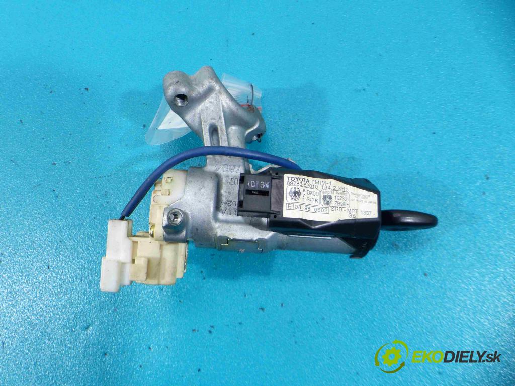 Toyota Yaris I 1999-2005 1.0 vvti 68 HP manual 50 kW 998 cm3 3 ...