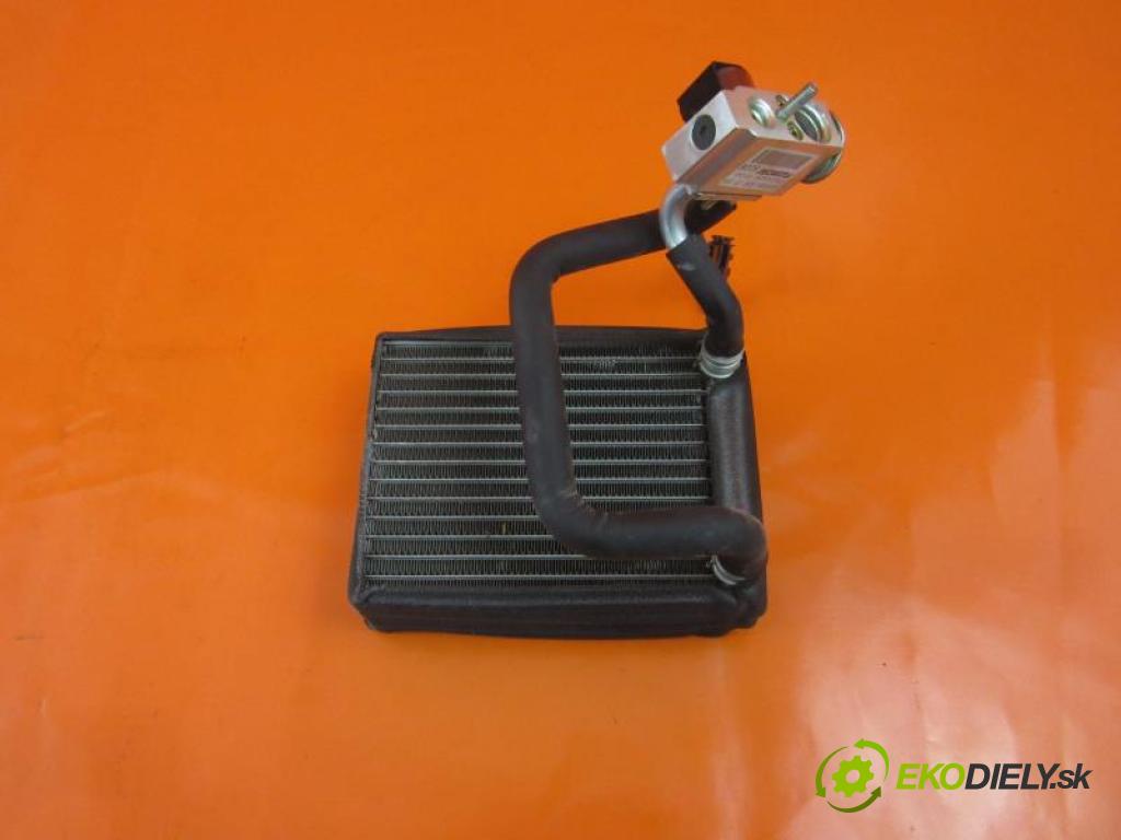 MERCEDES BENZ R R 500 4-MATIC M 113.971 automatic 7 - 4X4 225 kW 306 km ...