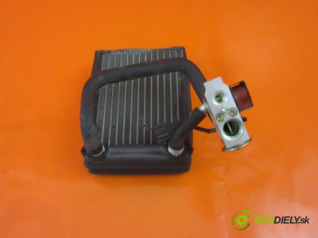 MERCEDES BENZ R R 500 4-MATIC M 113.971 automatic 7 - 4X4 225 kW 306 km ...