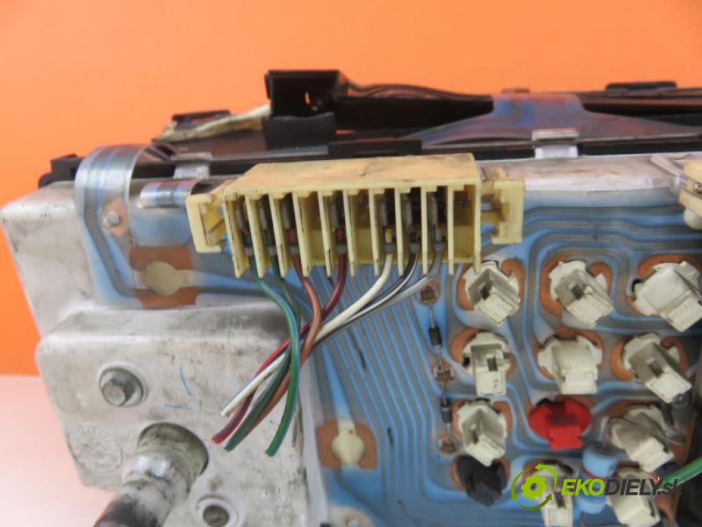 FREIGHT ROVER 200 SHERPA FURGON 1987 2,00 Liczniki, zegary 1987,00 ...