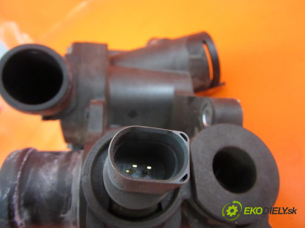 SKODA FABIA II 1.4 CGGB, BXW 63 kW 86 km obal termostatu 032121111 ...