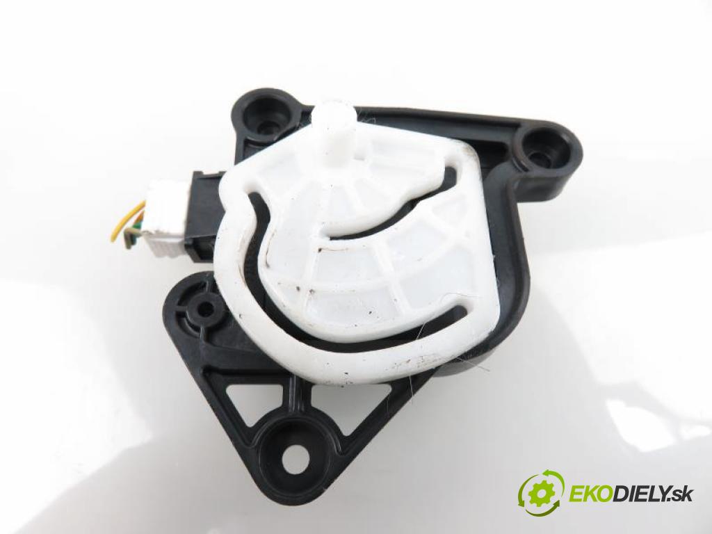 HYUNDAI H1 II TQ 2.5 CRDI D4CB manual 5 stupňová 125 kW 170 km Motorček ...