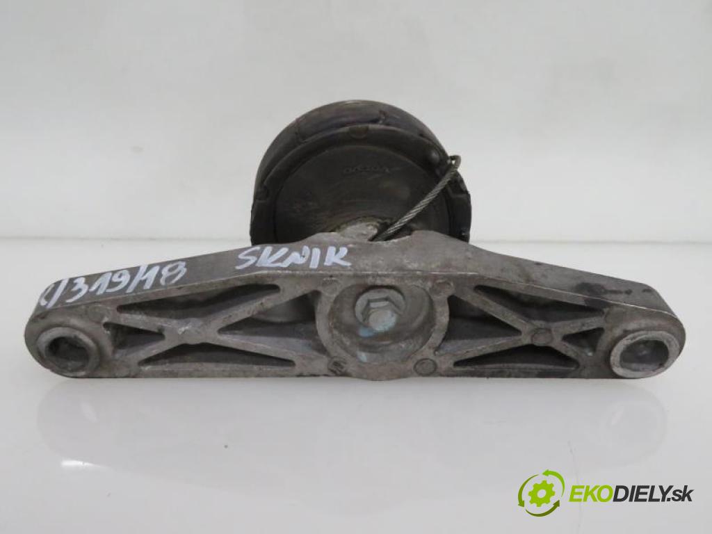 VOLVO C70 II 2.4 D5 D 5244 T13, D 5244 T8 automatic 5 stupňová 132 kW ...