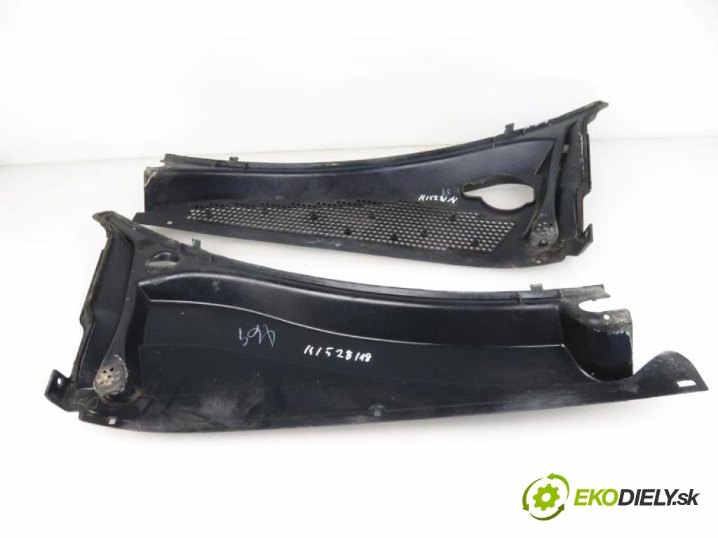 torpédo plast pod čelní okno AUDI A6 C6 2.7 TDI BPP automatic 0 0 132 ...