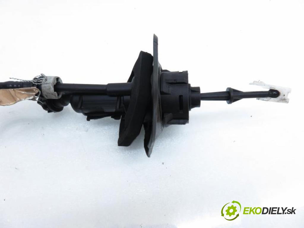 FORD FOCUS MK2 II 1.4 16V Duratec ASDB, ASDA manual 5 stupňová 59 kW 80 ...