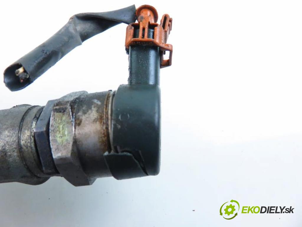 TOYOTA COROLLA E12 1.4 D 1ND-TV manual 5 stupňová 66 kW 90 km lišta ...