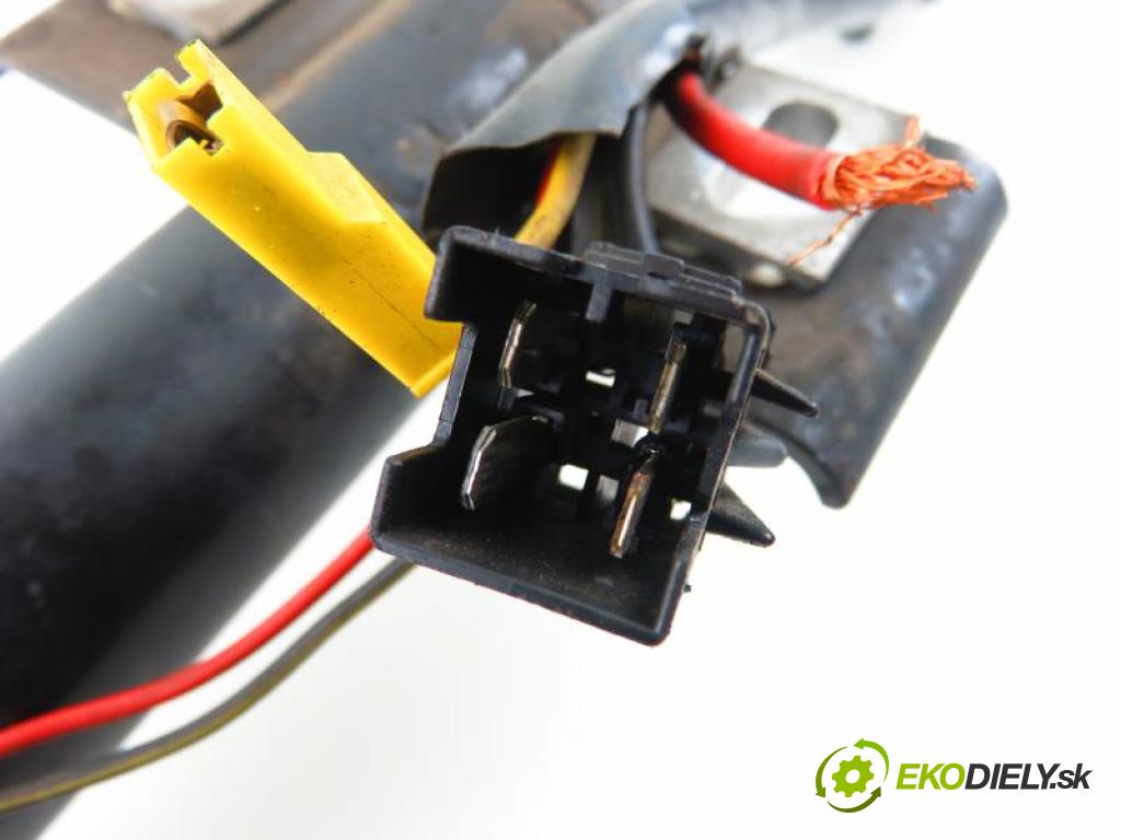 FORD GRANADA II 2.0 NYP - 66 kW 90 km spínačka G88495 (Spínací skříňky ...