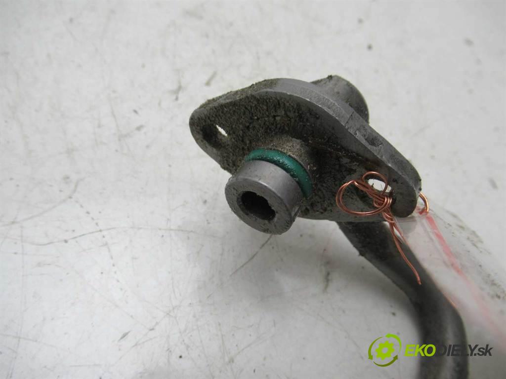 Audi A4 B8 A hadice servočerpadlo 8K1422893CB (Komponenty posilovače ...