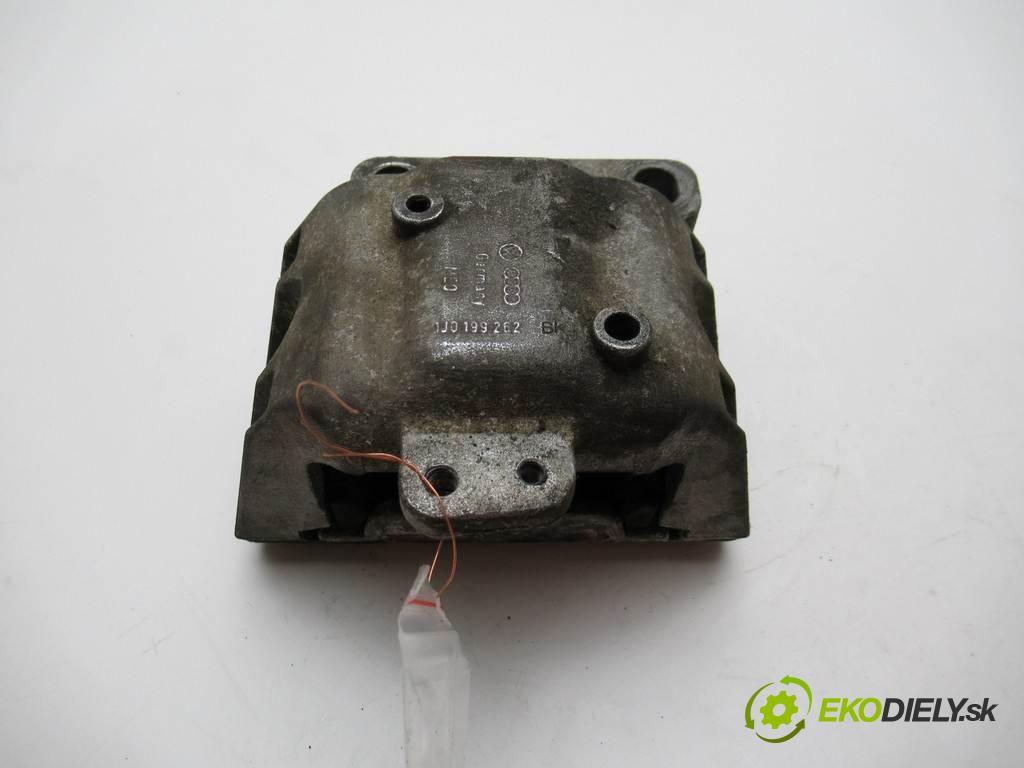 Volkswagen Golf IV 1998 HATCHBACK 5D 1.4B 75KM 97-03 1400 AirBag Motor ...