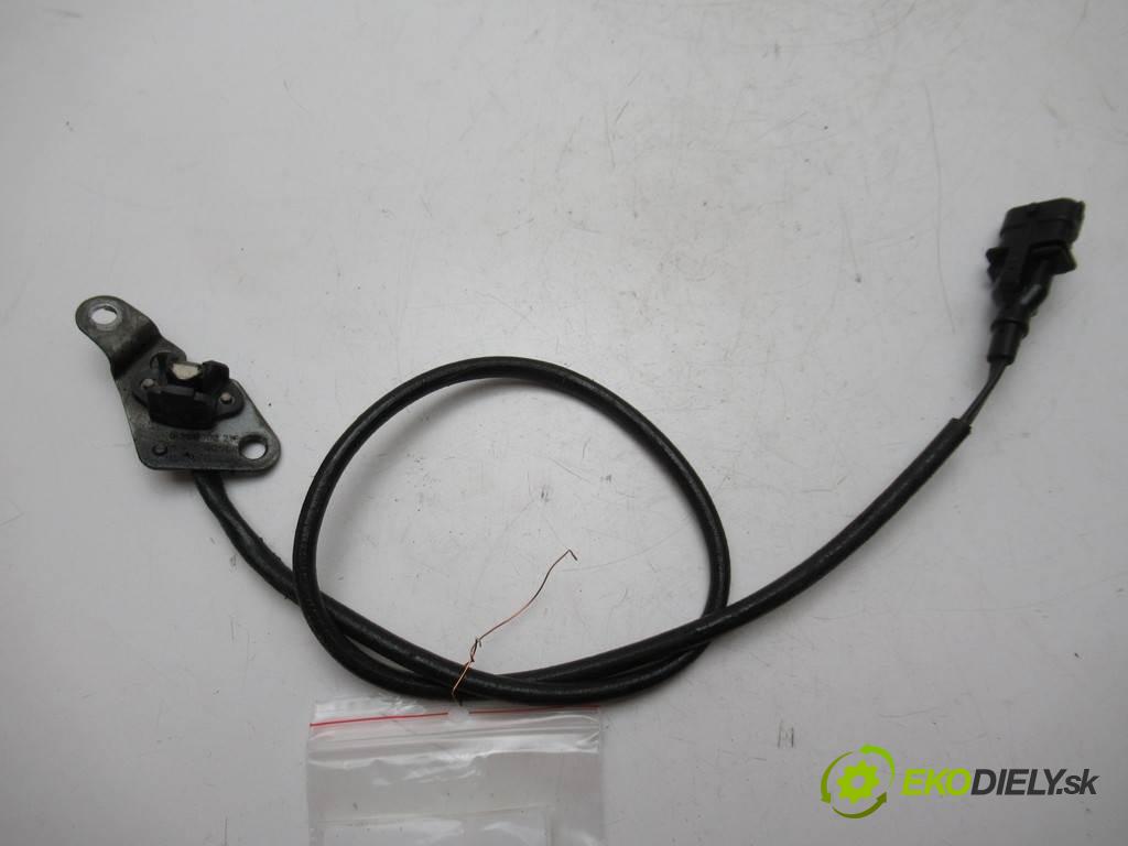 Opel Signum 2005 88 kw KOMBI 5D 1.9CDTI 120KM 03-05 1900 snímač pozice ...