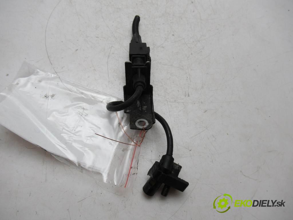 BMW 5 E60 2005 160 kw SEDAN 4D 3.0D 218KM 02-10 3000 snímač pozice ...