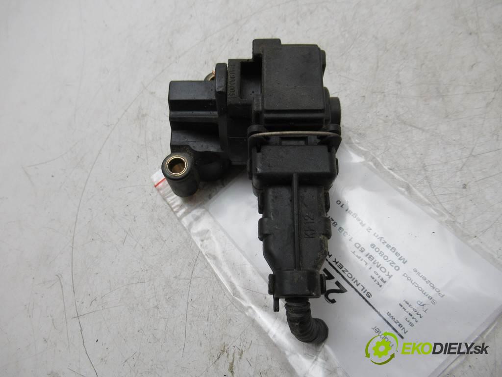 Kia Rio I LIFT 2004 60 kw KOMBI 5D 1.3B 82KM 99-05 1300 Motorček ...
