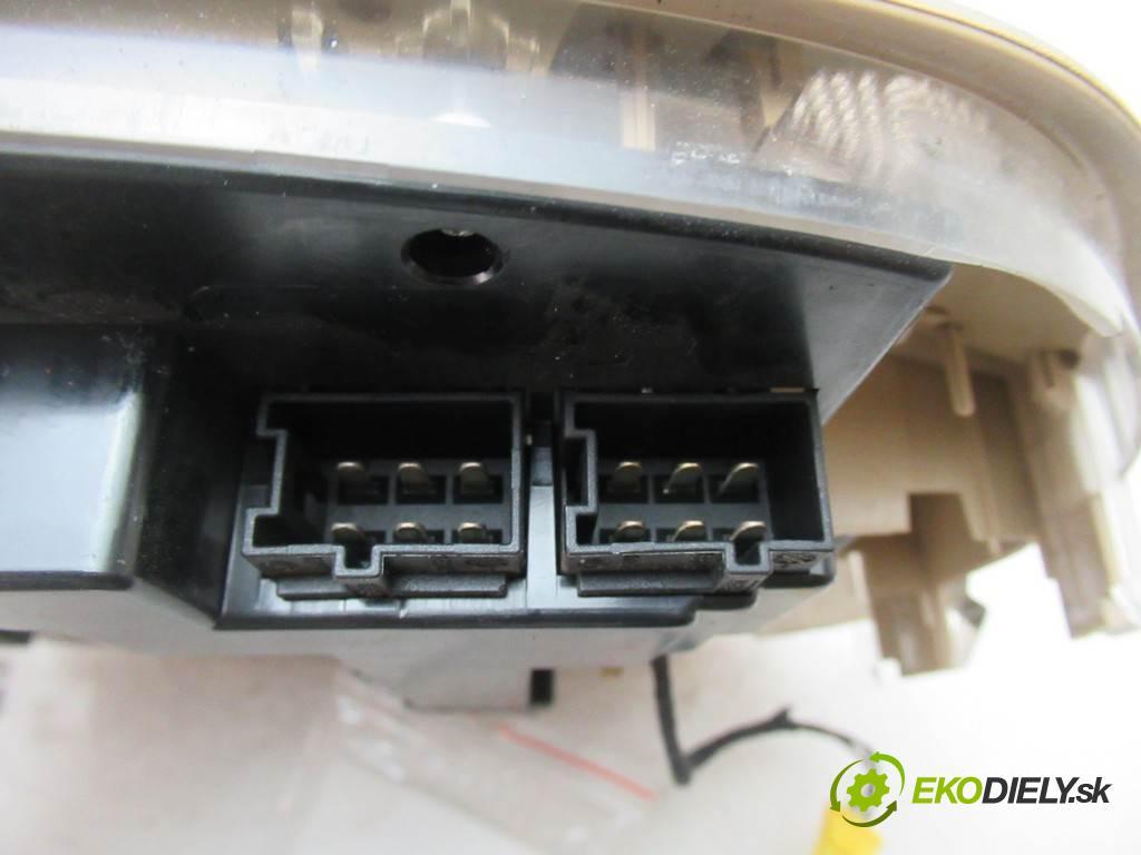 Mercedes-Benz ML II W164 LIFT 2011 201kW 3.5B 272KM 08-11 3498 světlo ...