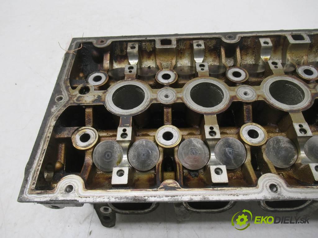 Opel Zafira B 1.8B 140KM 05-14 hlava válců 55353286 (Hlavy válců ...