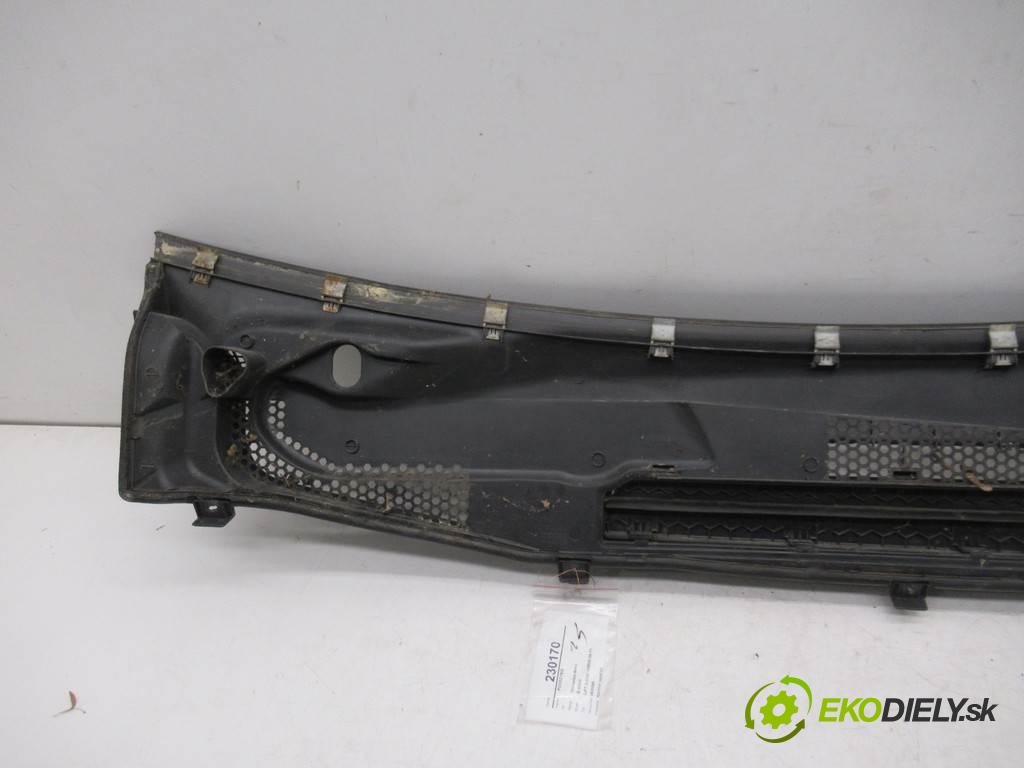 Mercedes-Benz B W245 2009 LIFT 2.0CDI 109KM 05-11 1991 Torpédo, plast ...