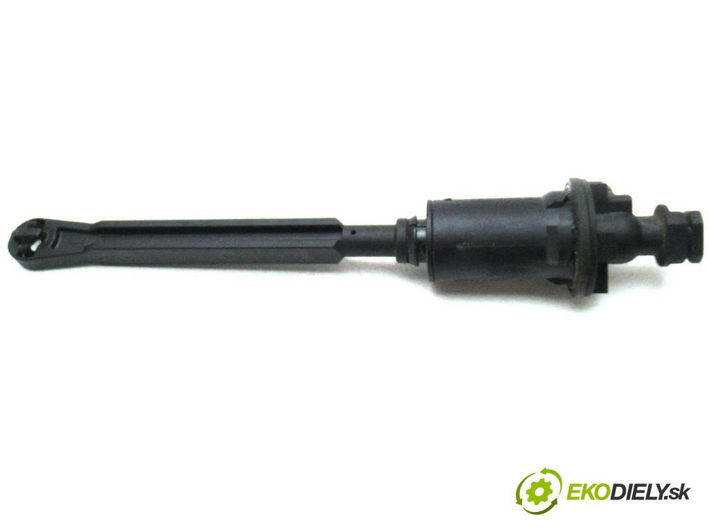 Renault Trafic II 2007 2.0CDTI 114KM 01-14 2000 spojkový válec motorek ...