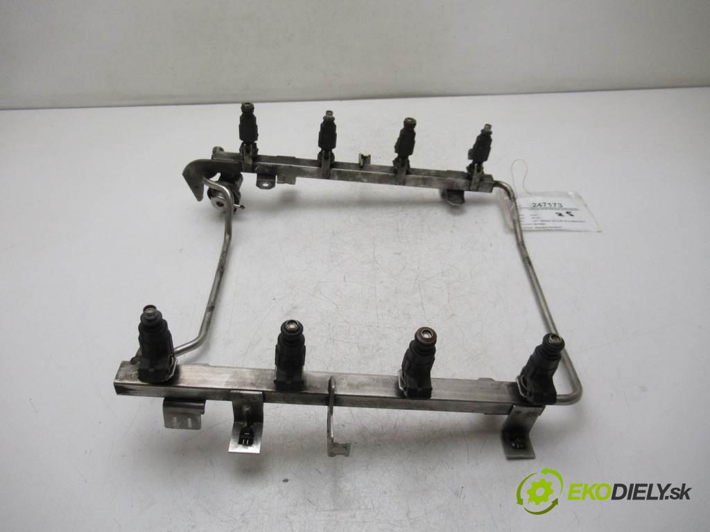 Audi A8 D2 2000 LIFT SEDAN 4D 4.2B V8 310KM 94-02 4200 Lišta ...