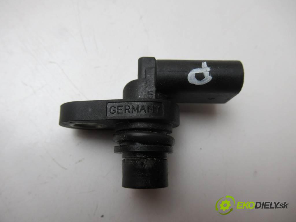 Mercedes-Benz A W176 HATCHBACK 5D 1.6B 102KM 12-18 Snímač pozície ...