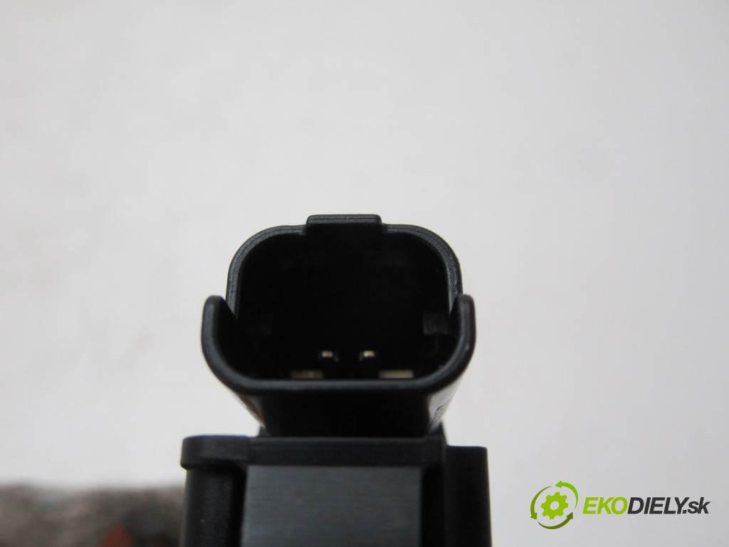 Peugeot 308 II SW 2014 T9 KOMBI 5D 2.0HDI 150KM 13- 1997 klika zadní ...