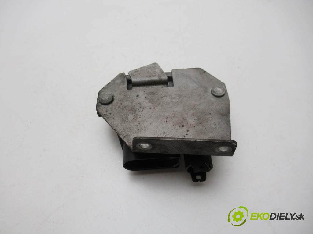 BMW X1 E84 2012 105KW 2.0D 143KM 09-15 2000 relé svíček žhavení ...