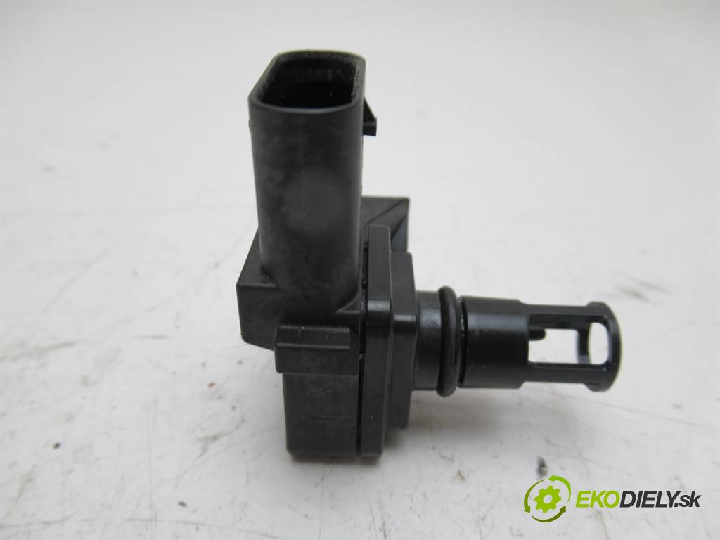 BMW 2 F22 F23 COUPE 1.5i 136KM 14- Snímač tlaku zosilnenie 8637897 ...