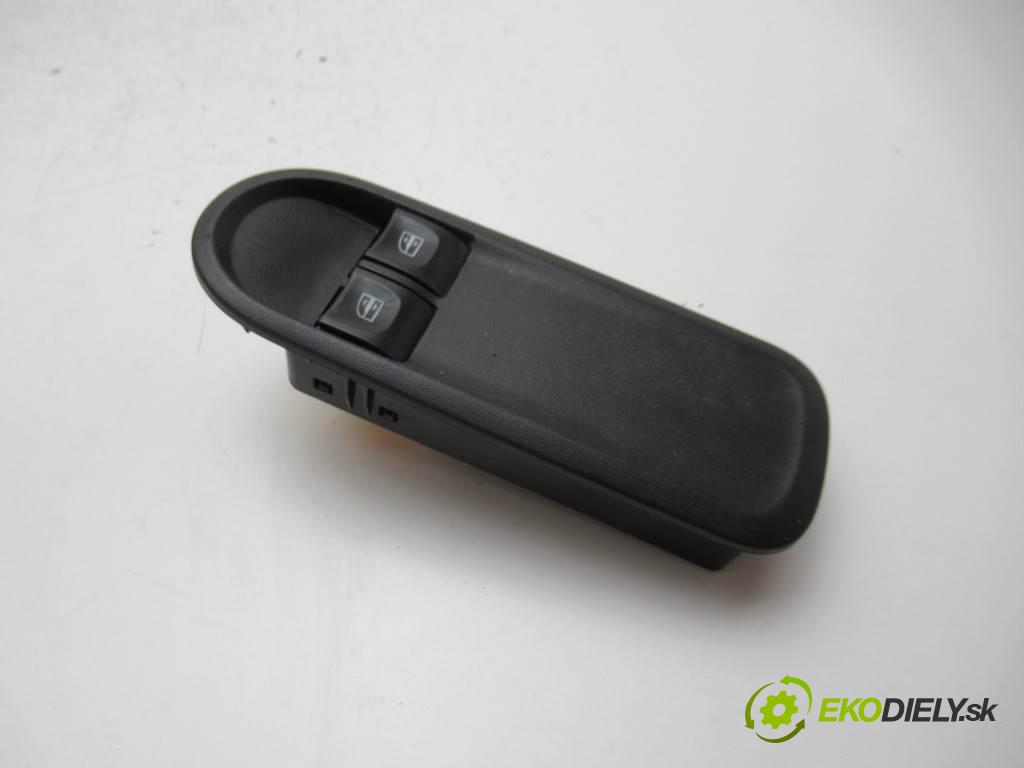 Dacia Duster I LIFT 2015 77KW 4X4 1.6B 105KM 13-18 1600 přepínač oken ...