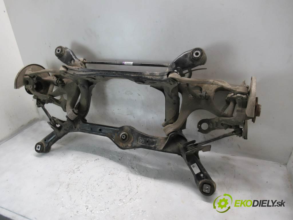 Audi Q5 8R 2017 165 kW LIFT 2.0TFSI 220KM 12-17 2000 zadní část výztuha ...