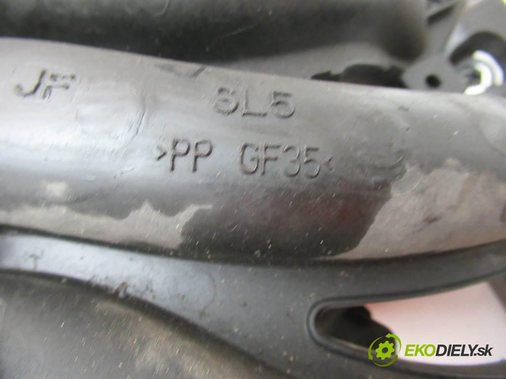 Skoda Fabia II 2010 63 kW HATCHBACK 5D 1.4B 86KM 07-14 1400 potrubí ...