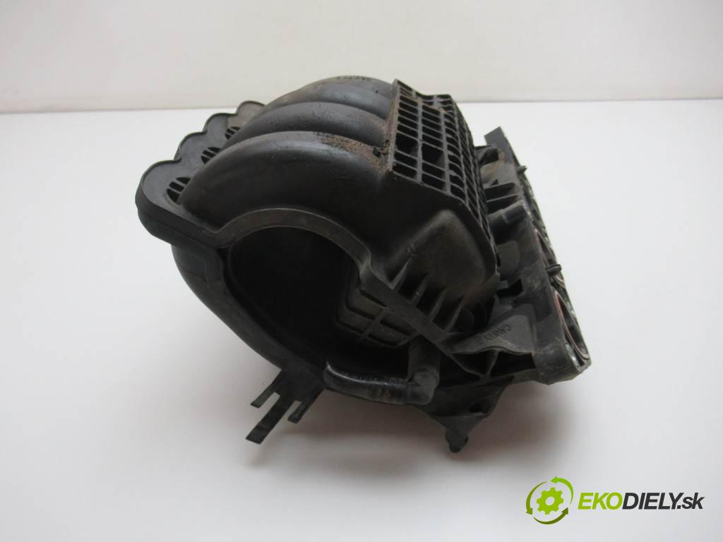 Skoda Fabia II 2010 63 kW HATCHBACK 5D 1.4B 86KM 07-14 1400 potrubí ...