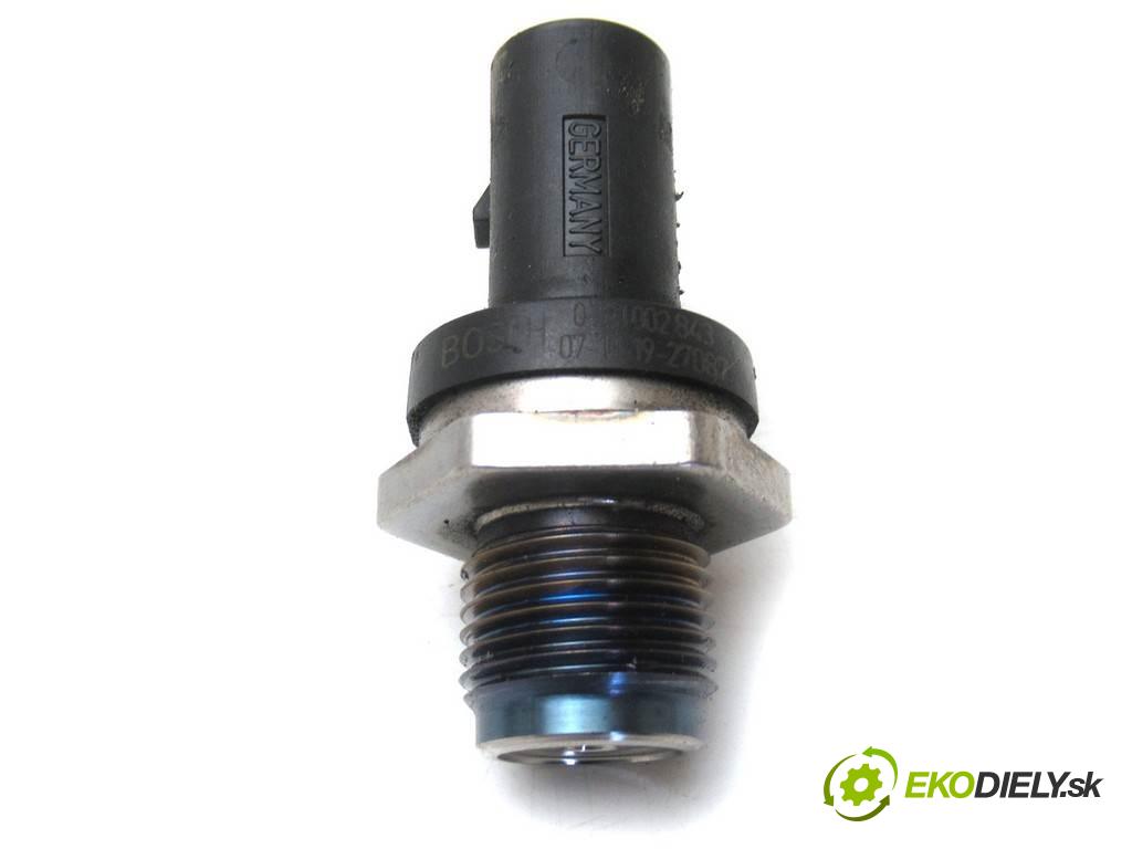 Chrysler 300C KOMBI 5D 3.0CRD 218KM 04-10 snímač tlaku paliva ...