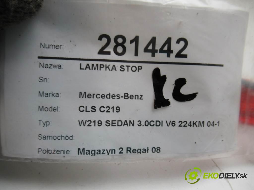 Mercedes-Benz CLS C219 W219 SEDAN 3.0CDI V6 224KM 04-10 světlo světlo ...
