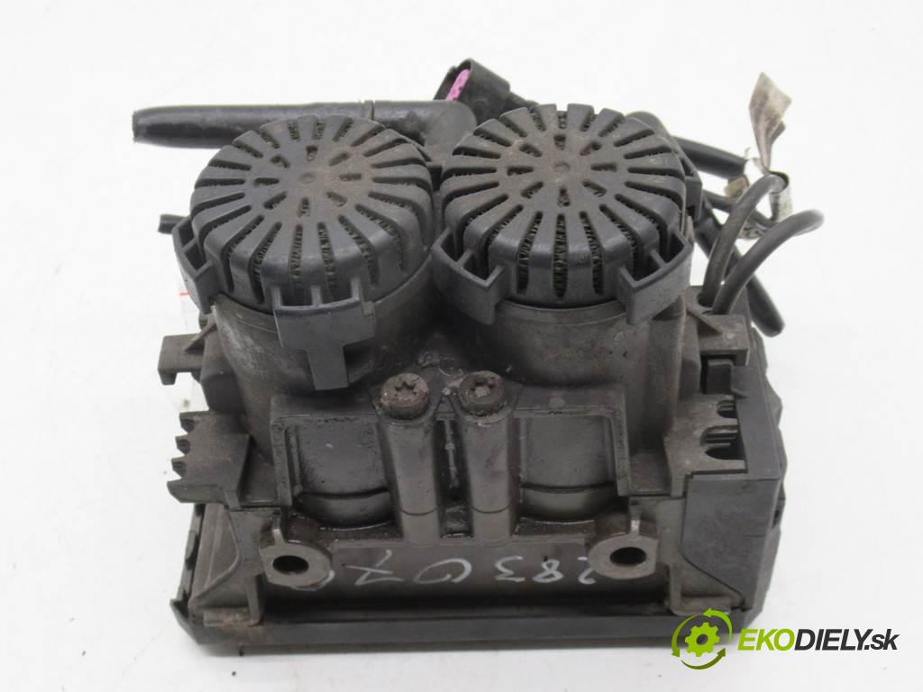 Volvo FH EURO5 GLOBETROTTER 440 ventil modul EBS K001411 20828241 ...