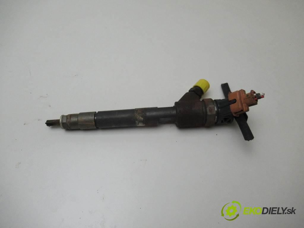 Toyota Auris II LIFT 2018 90KM KOMBI 1.4D-4D 90KM 15-18 1364 ...